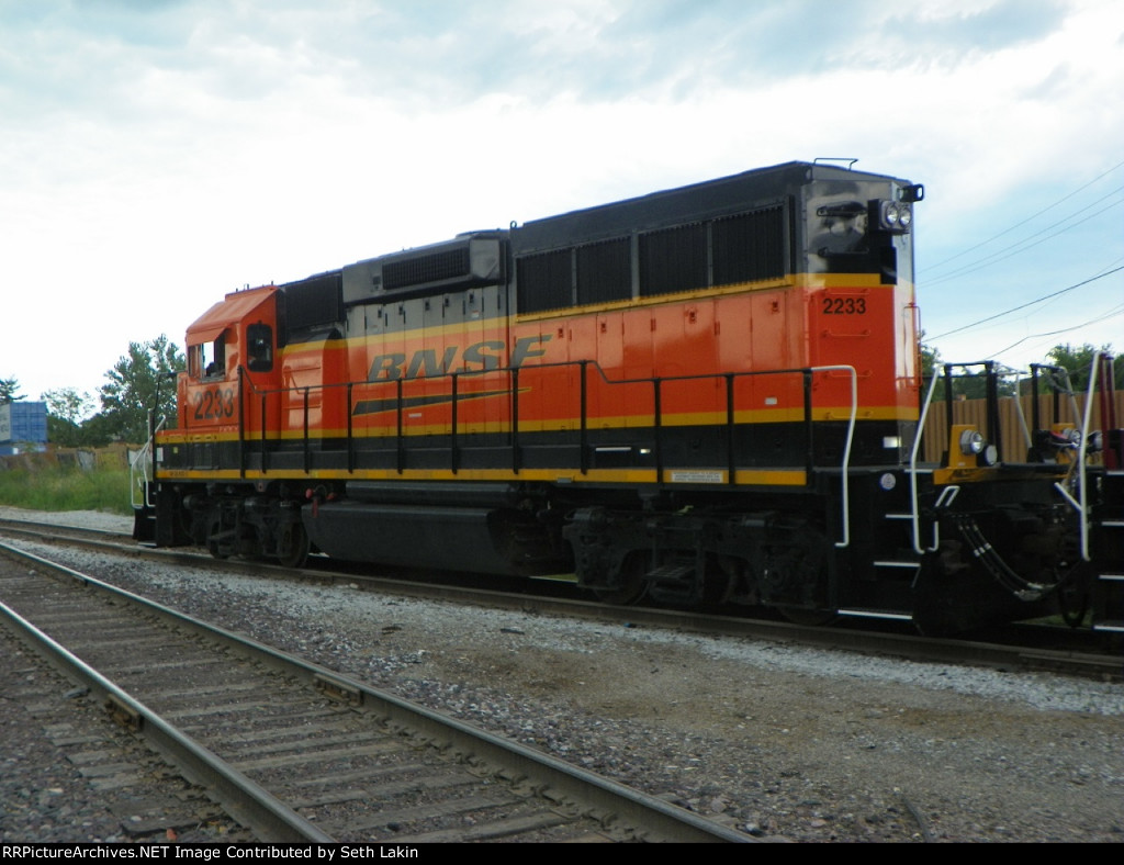 BNSF 2233